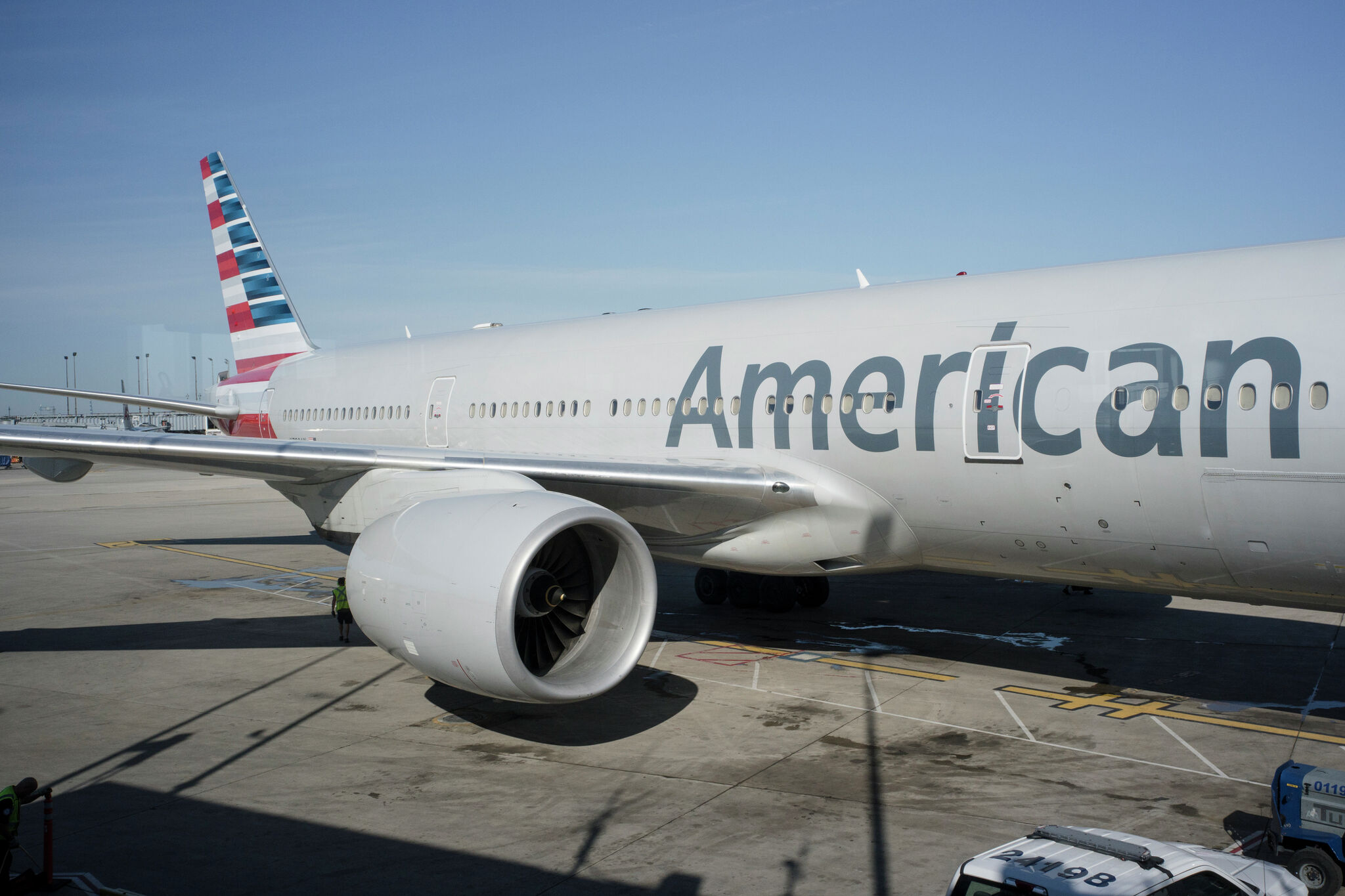 American Airlines creates solution for boarding 'gate lice'