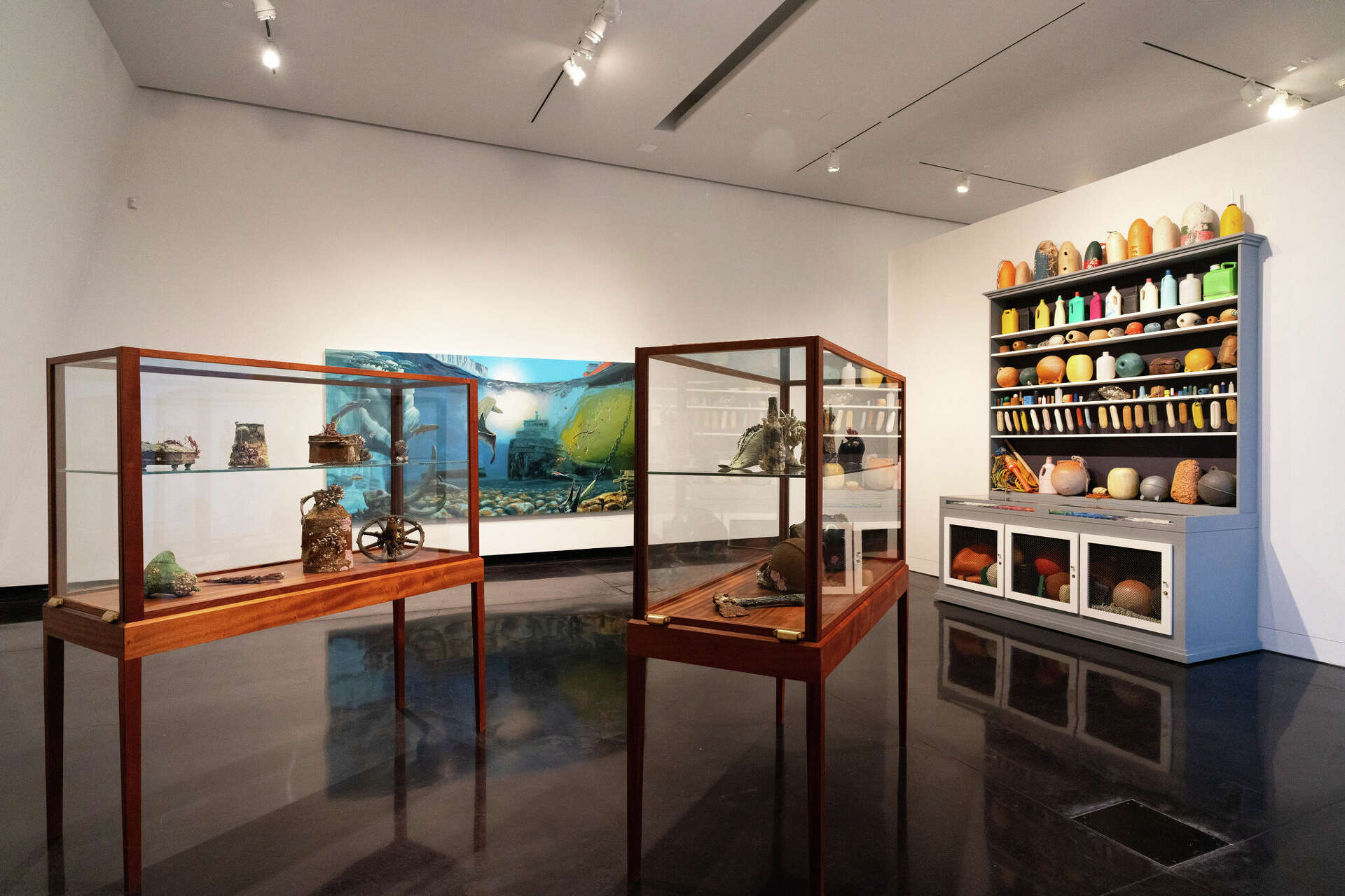 Nature trumps humans in visceral Tang exhibit