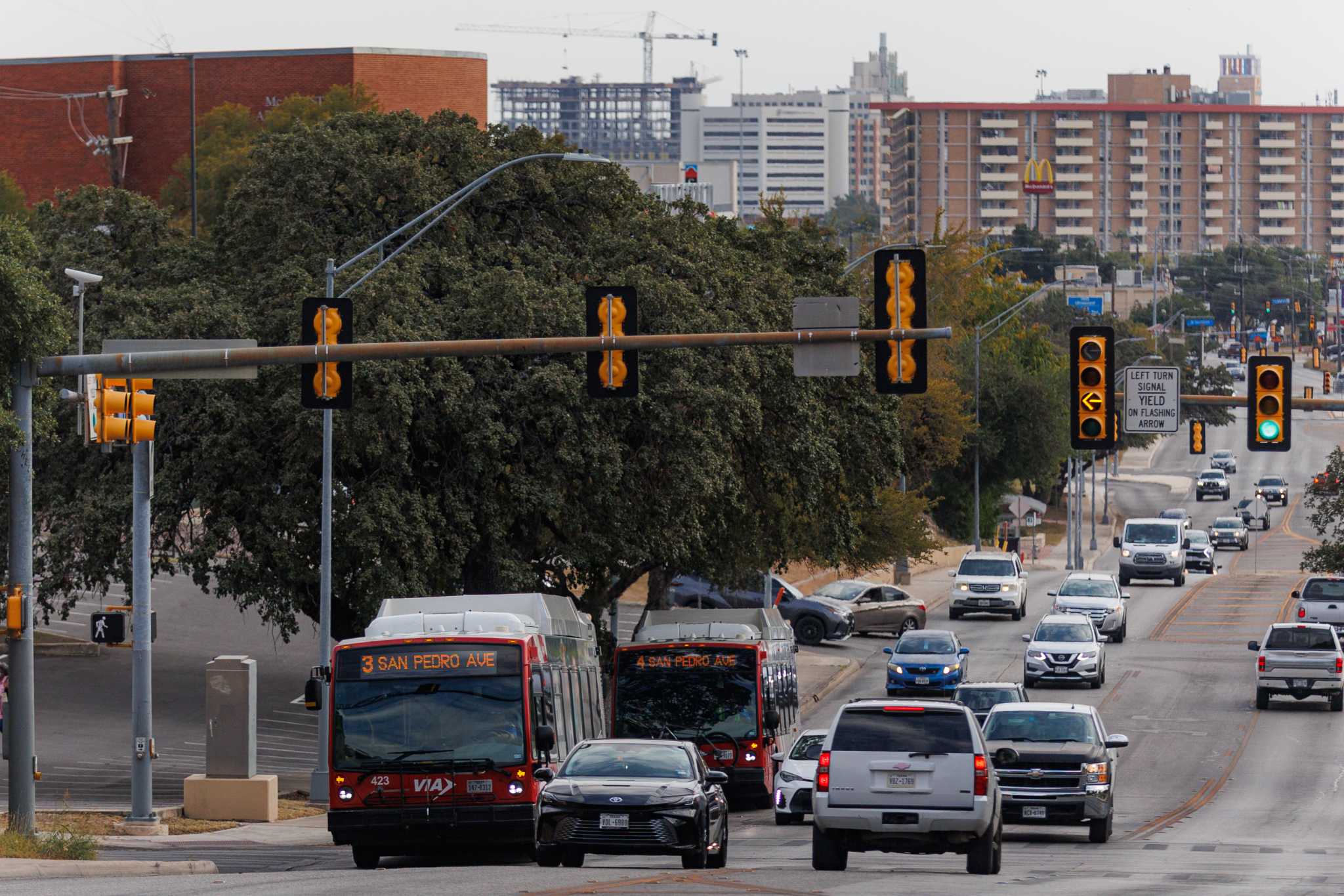 VIA's Green Line rapid bus route stirs neighborhood opposition