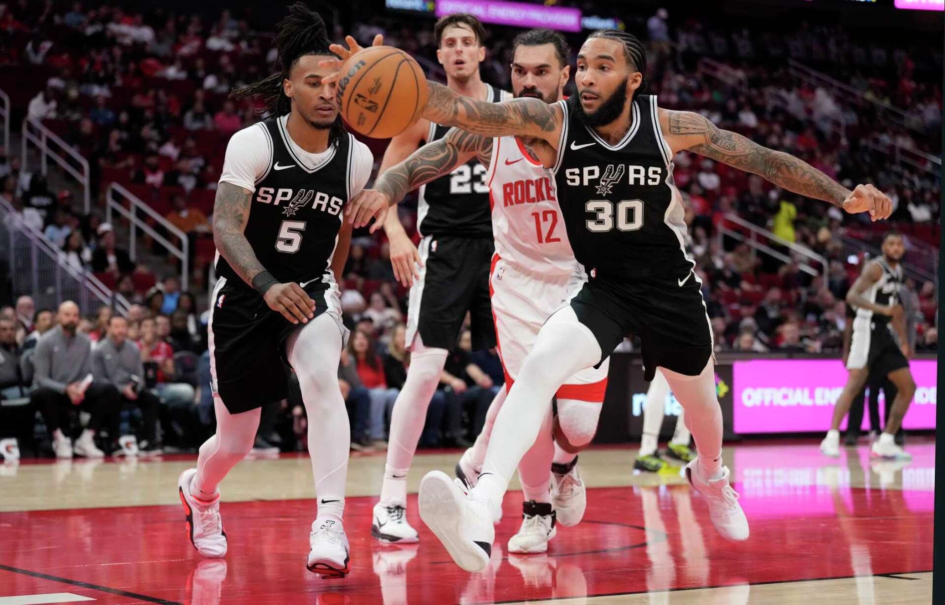 Who is making the final Spurs roster? Breaking down the candidates.