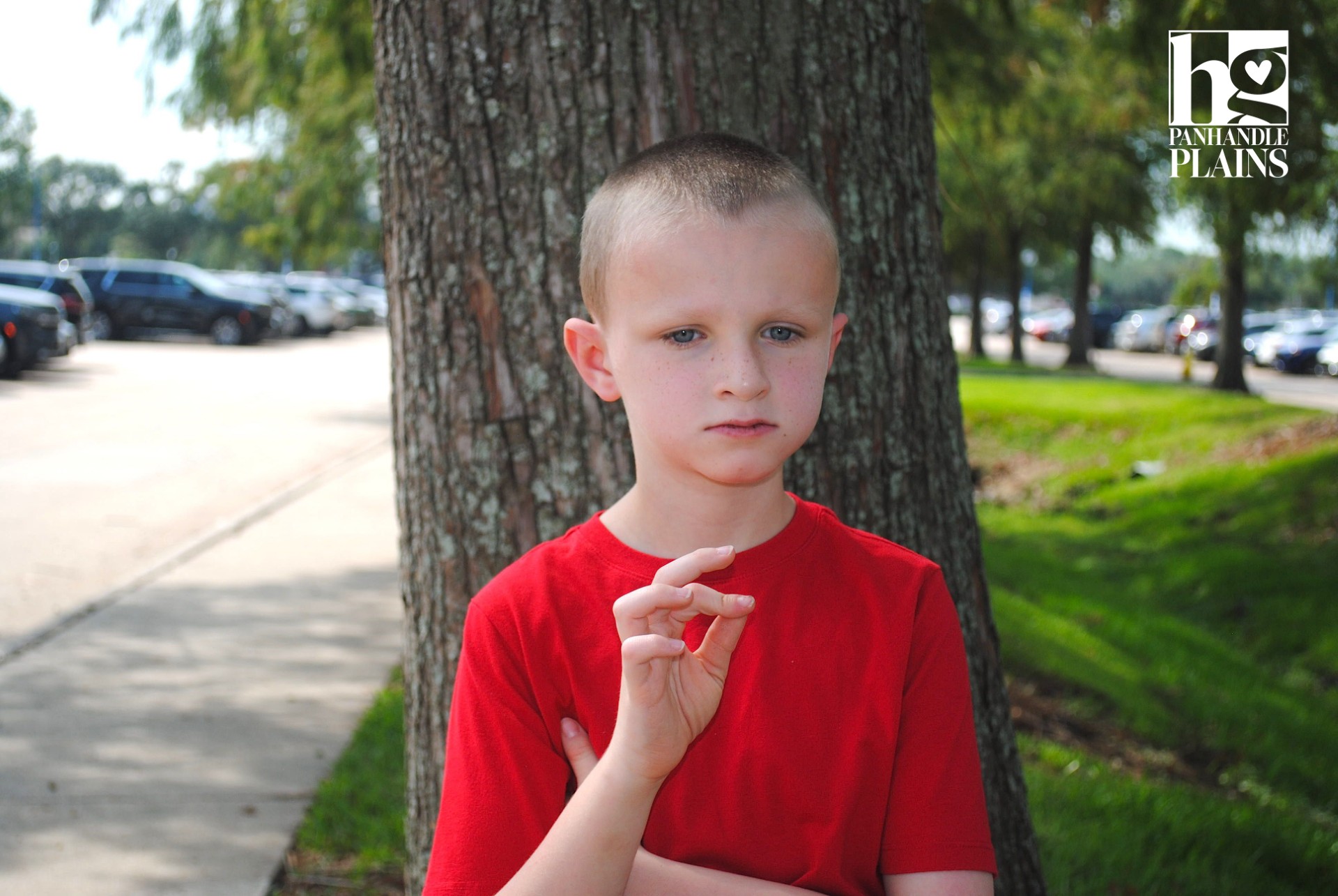 'Resilient' kid who loves learning needs family