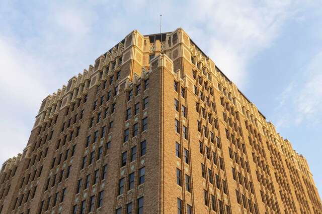 Nix hospital in San Antonio to become River Walk apartments