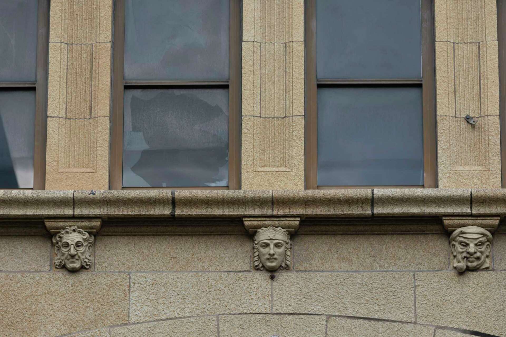 Nix hospital in San Antonio to become River Walk apartments