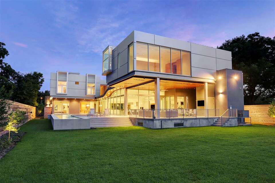 Washington Ho closes sale of 'Luke Skywalker' house in Bellaire