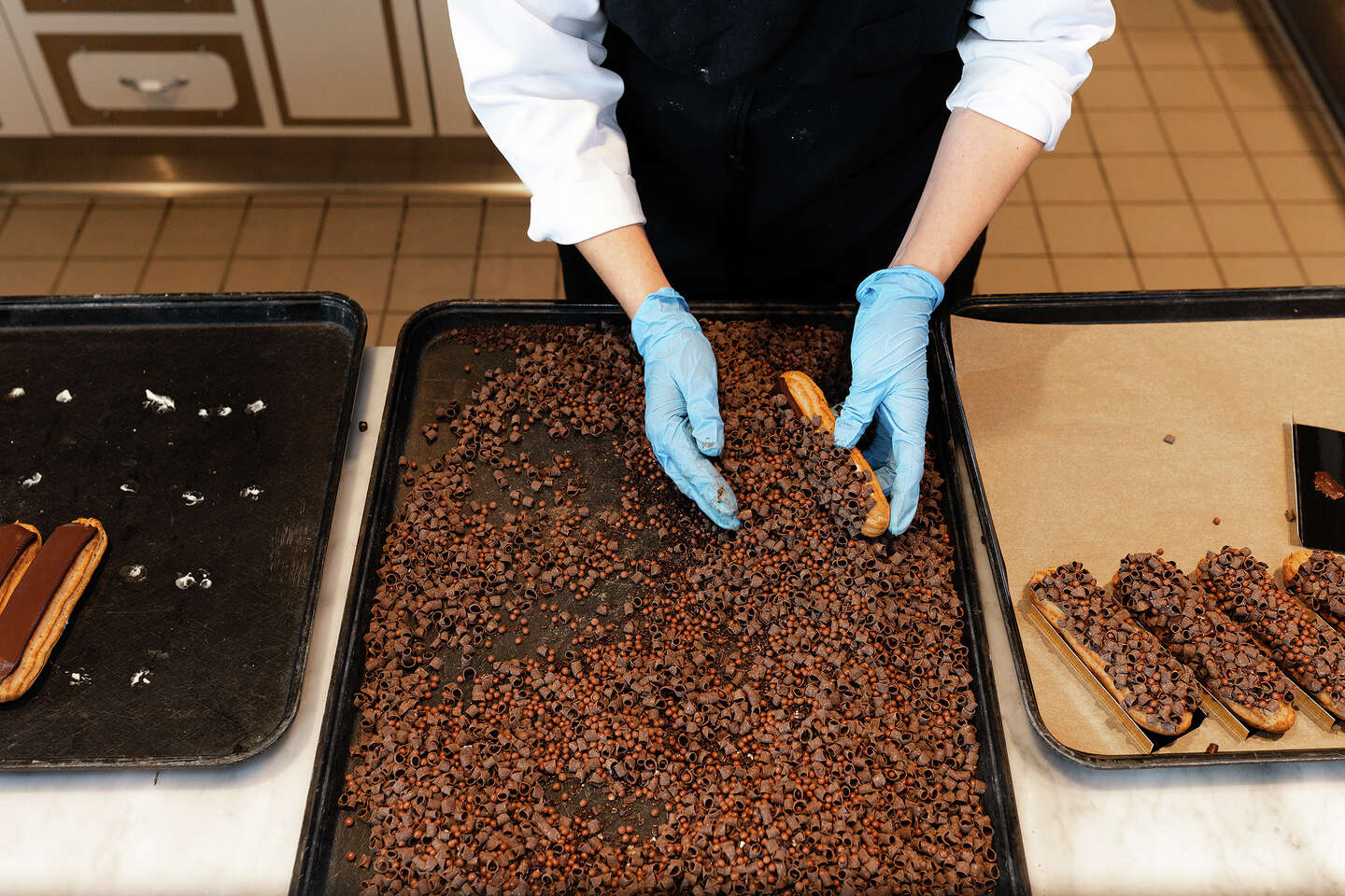 This Calif. bakery legend serves 2 million customers a month