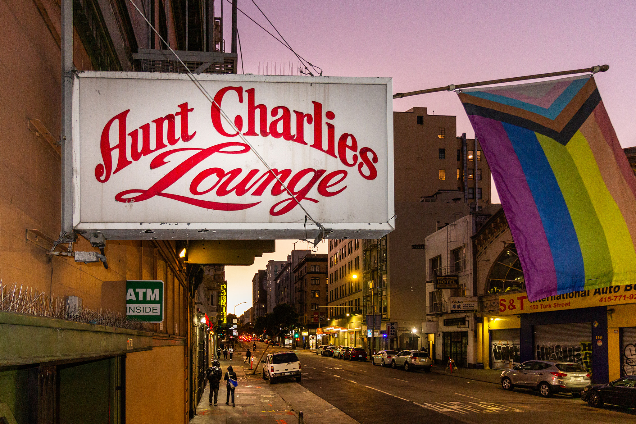 The Tenderloin dive bar that encapsulates San Francisco history