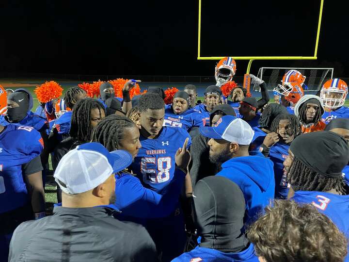 Bloomfield football knocks off previously unbeaten East Catholic