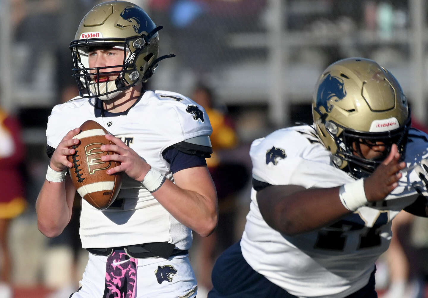 CIAC football top performers from Week 6
