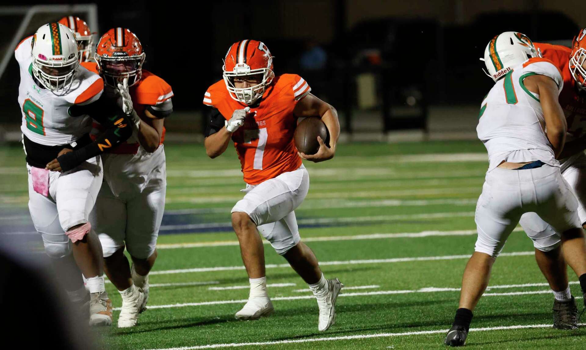 Burbank closes in on historic district title with win over Sam Houston