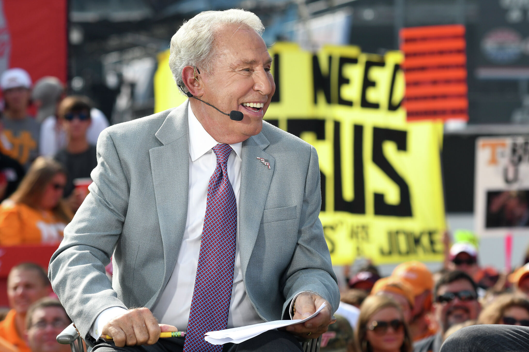 Lee Corso back on ESPN "College GameDay" after 2-week absence