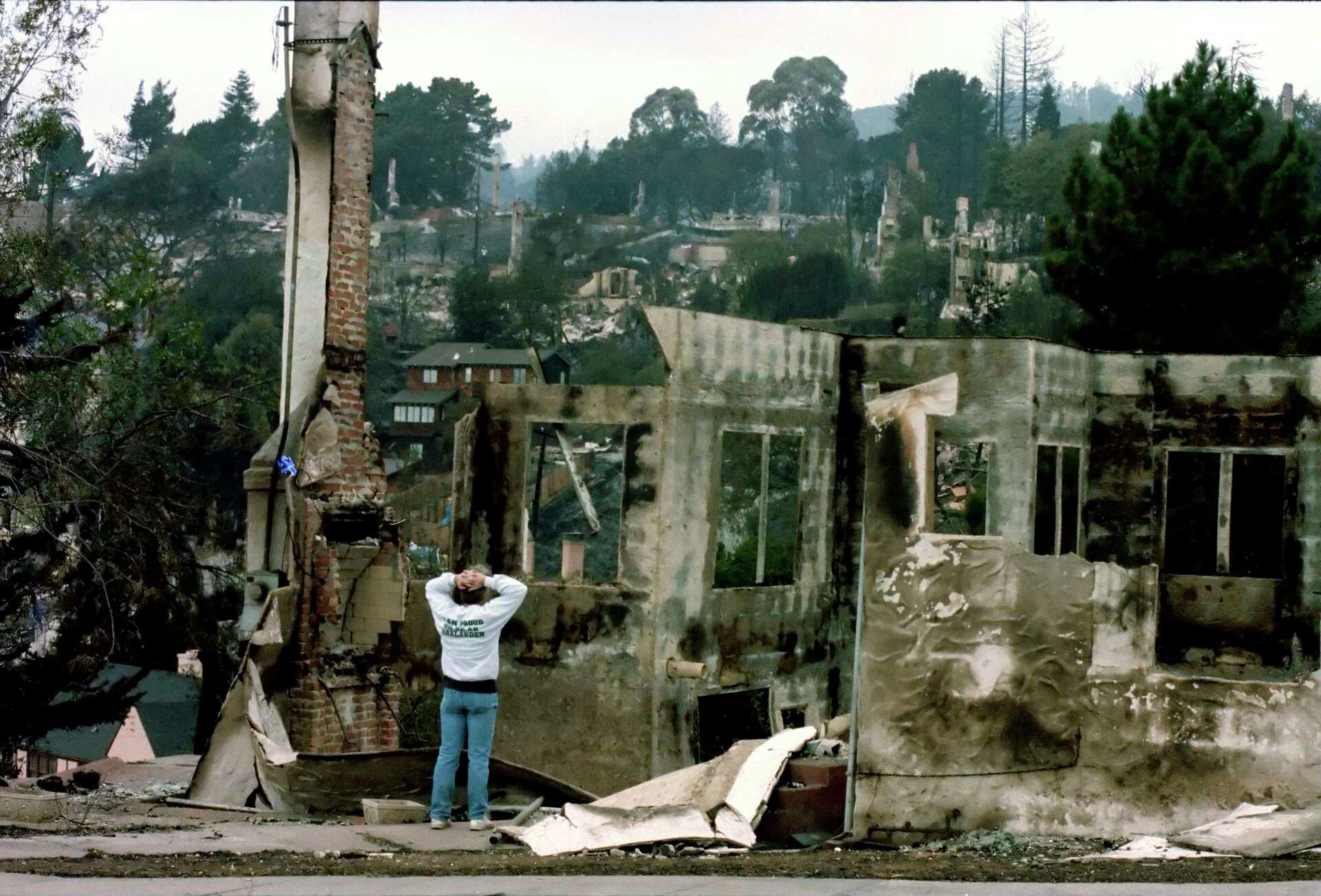 Oakland fire response a testament to lessons learned from 1991 tragedy