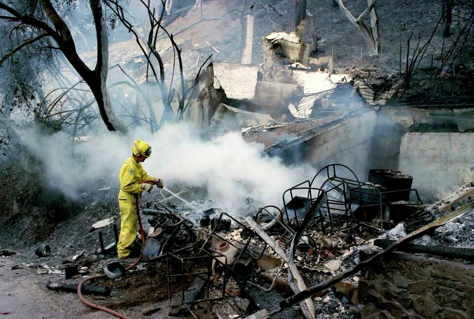 Oakland fire response a testament to lessons learned from 1991 tragedy
