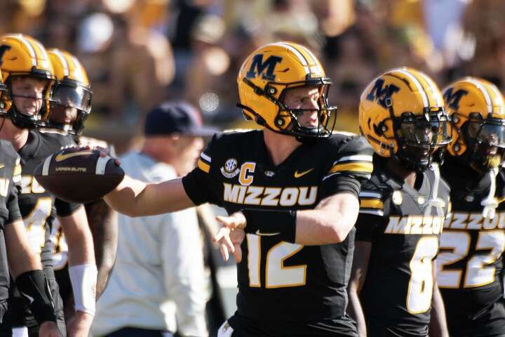 Update: Mizzou QB Brady Cook leaves with injury vs. Auburn football