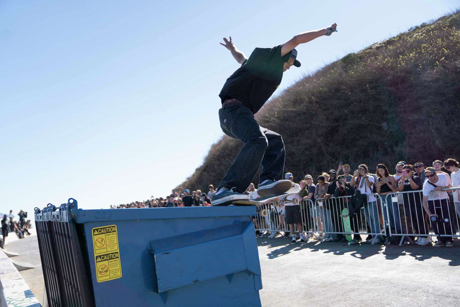 Skateboarders soar on SF’s Twin Peaks in fast, frenzied competition
