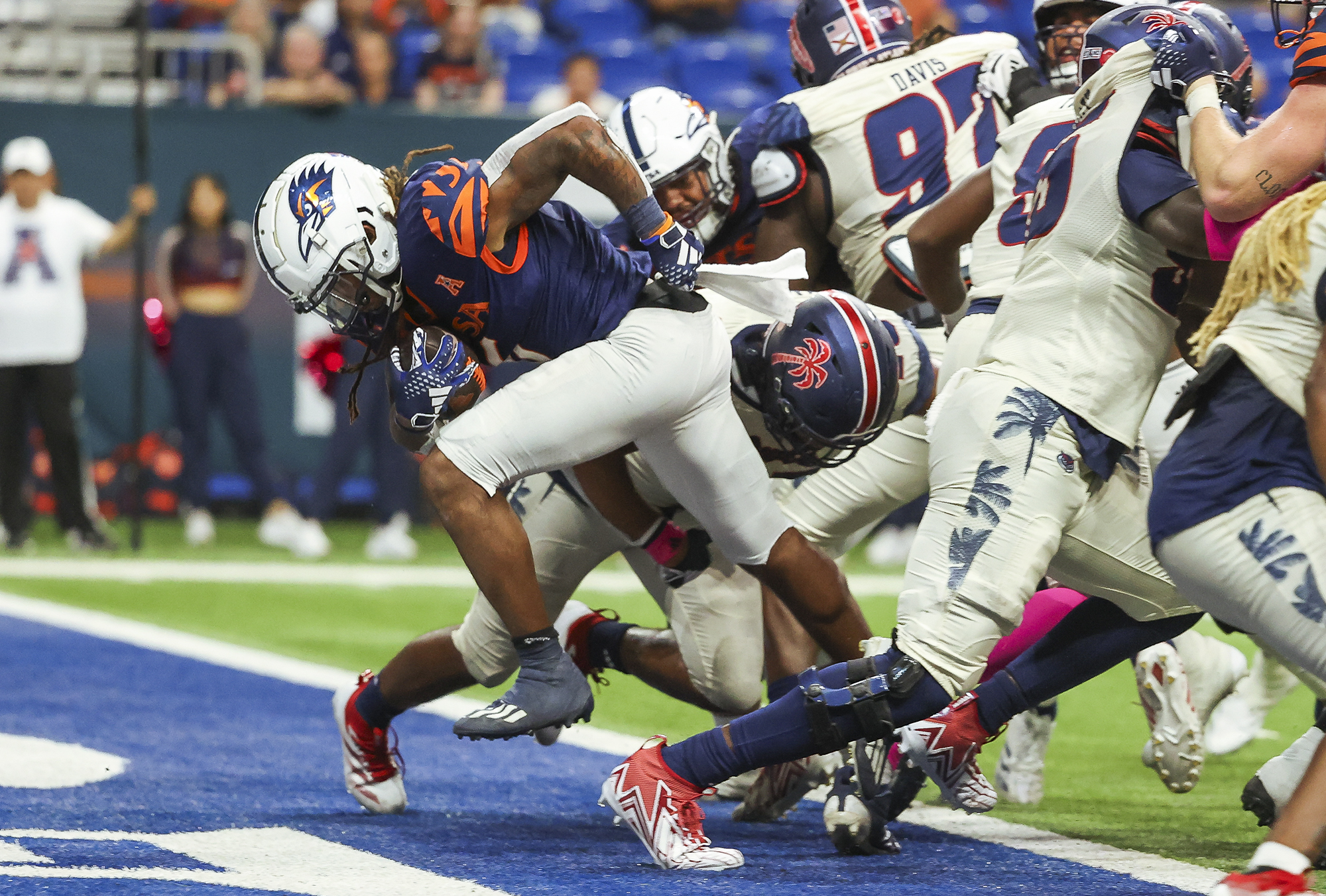 UTSA looks to find its place in Lights Out matchup with Memphis