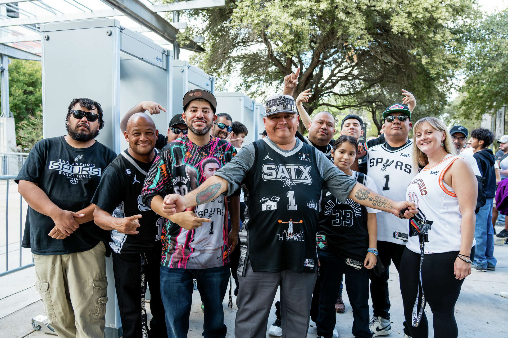 San Antonio Spurs fans show love at Silver and Black Scrimmage