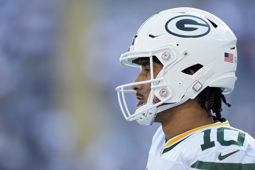 Green Bay Packers to debut white helmets, uniforms against Texans