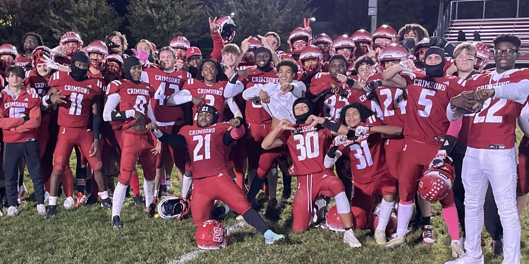 Jacksonville Crimsons clinch IHSA playoff berth with 53-13 victory