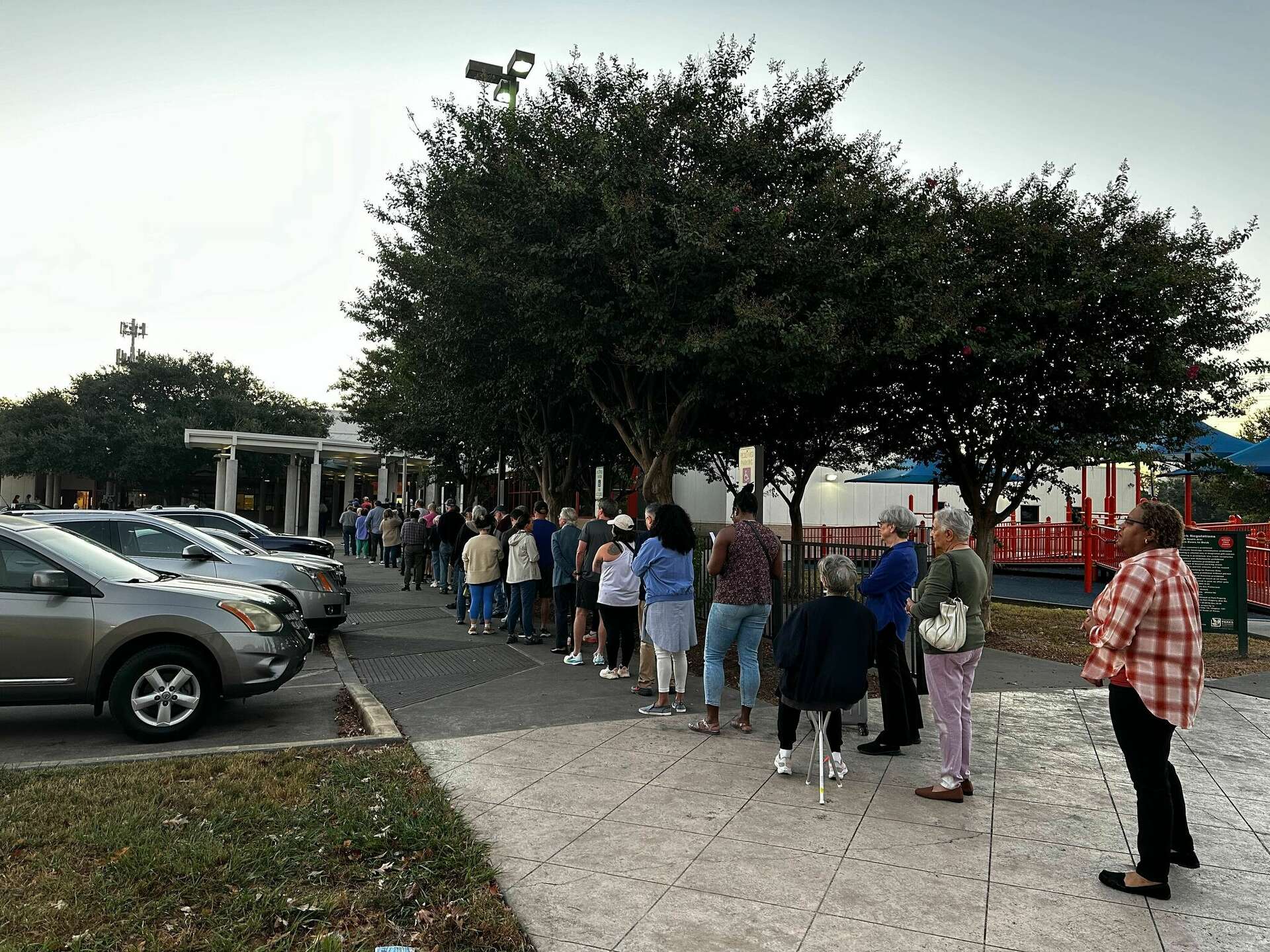 Houston's first day of early voting draws huge crowds