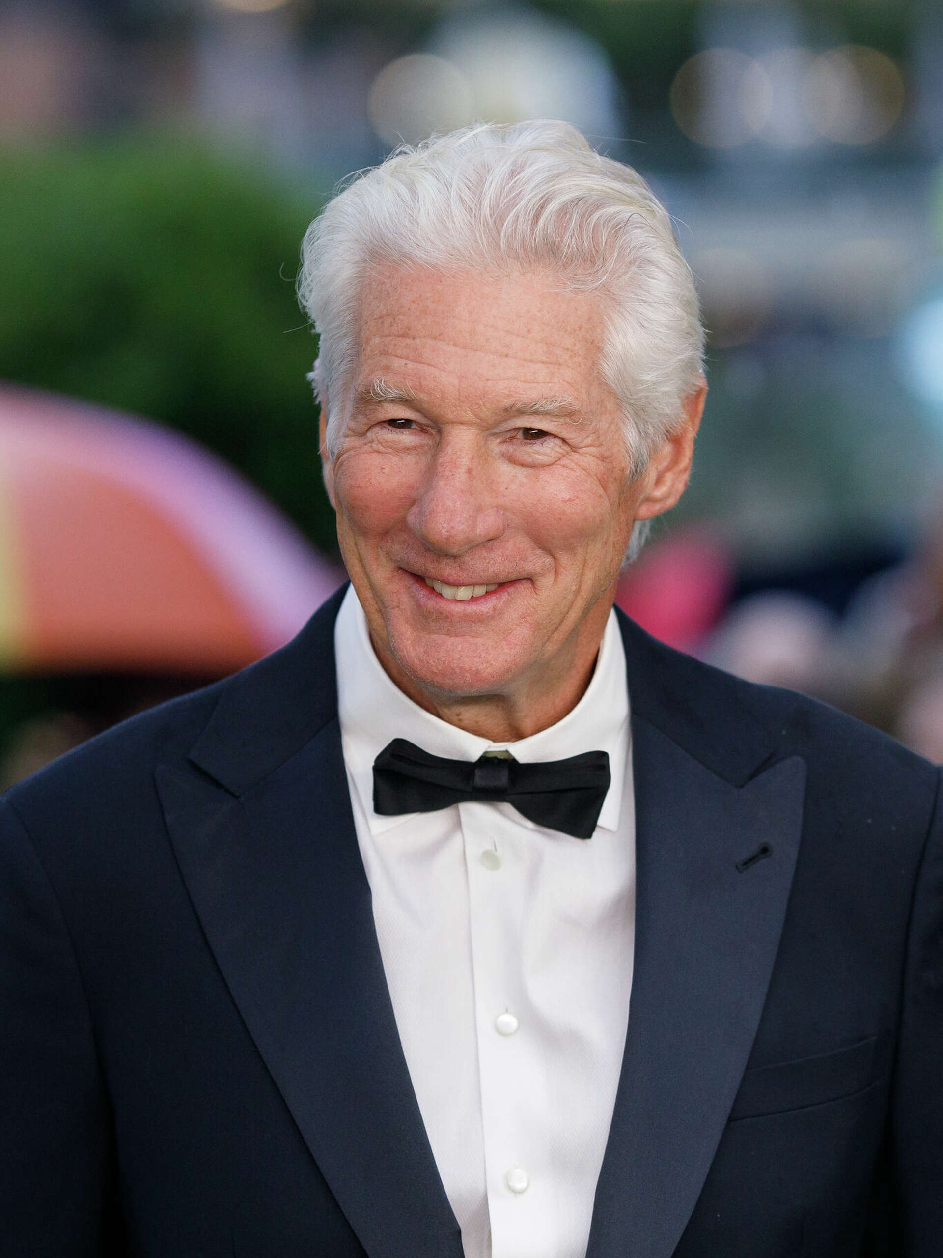 Former CT house of Richard Gere, Paul Simon sells for $10.75 million