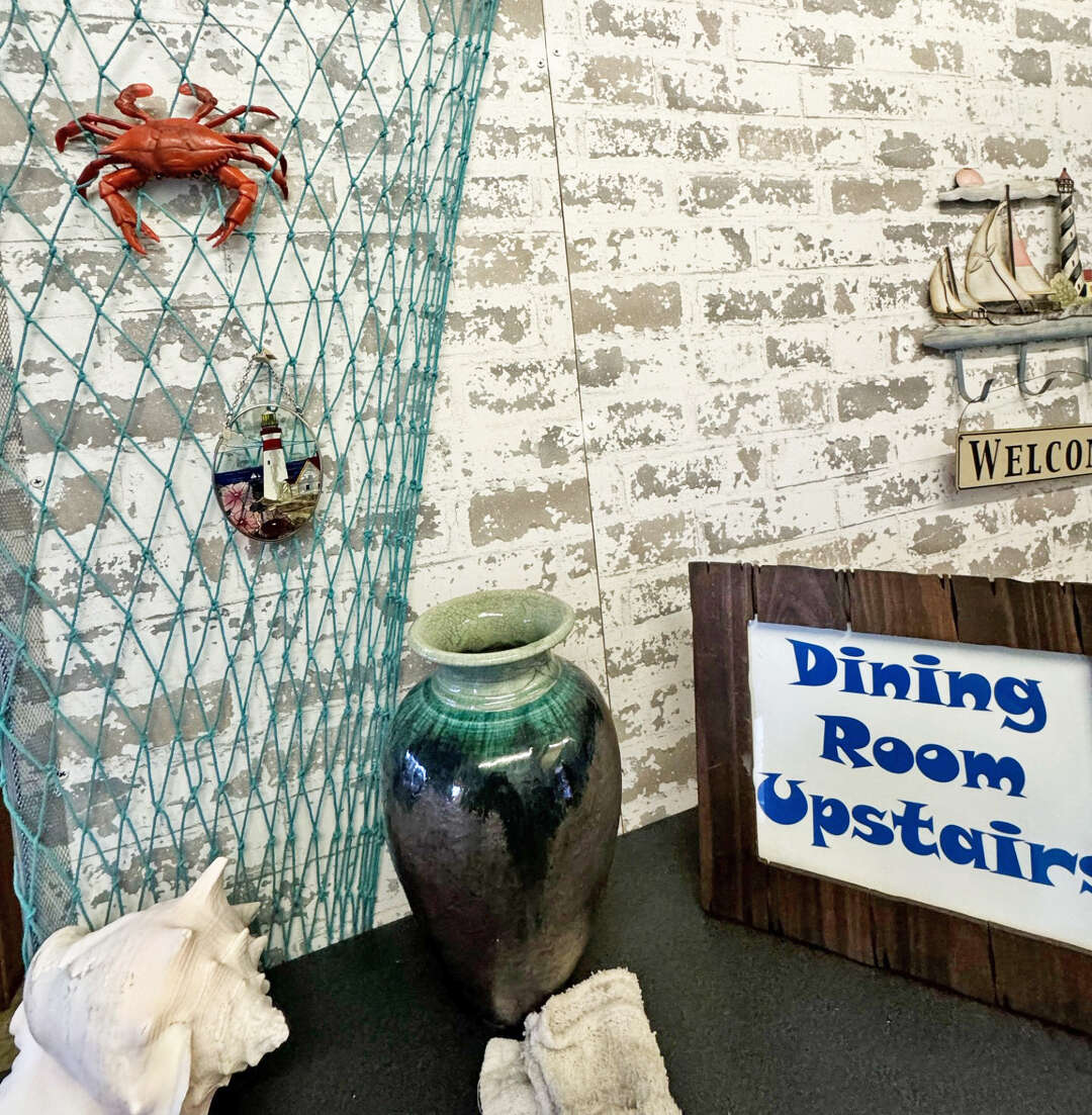 Lighthouse Seafood & Grill of Portland CT saves diners a trip to shore
