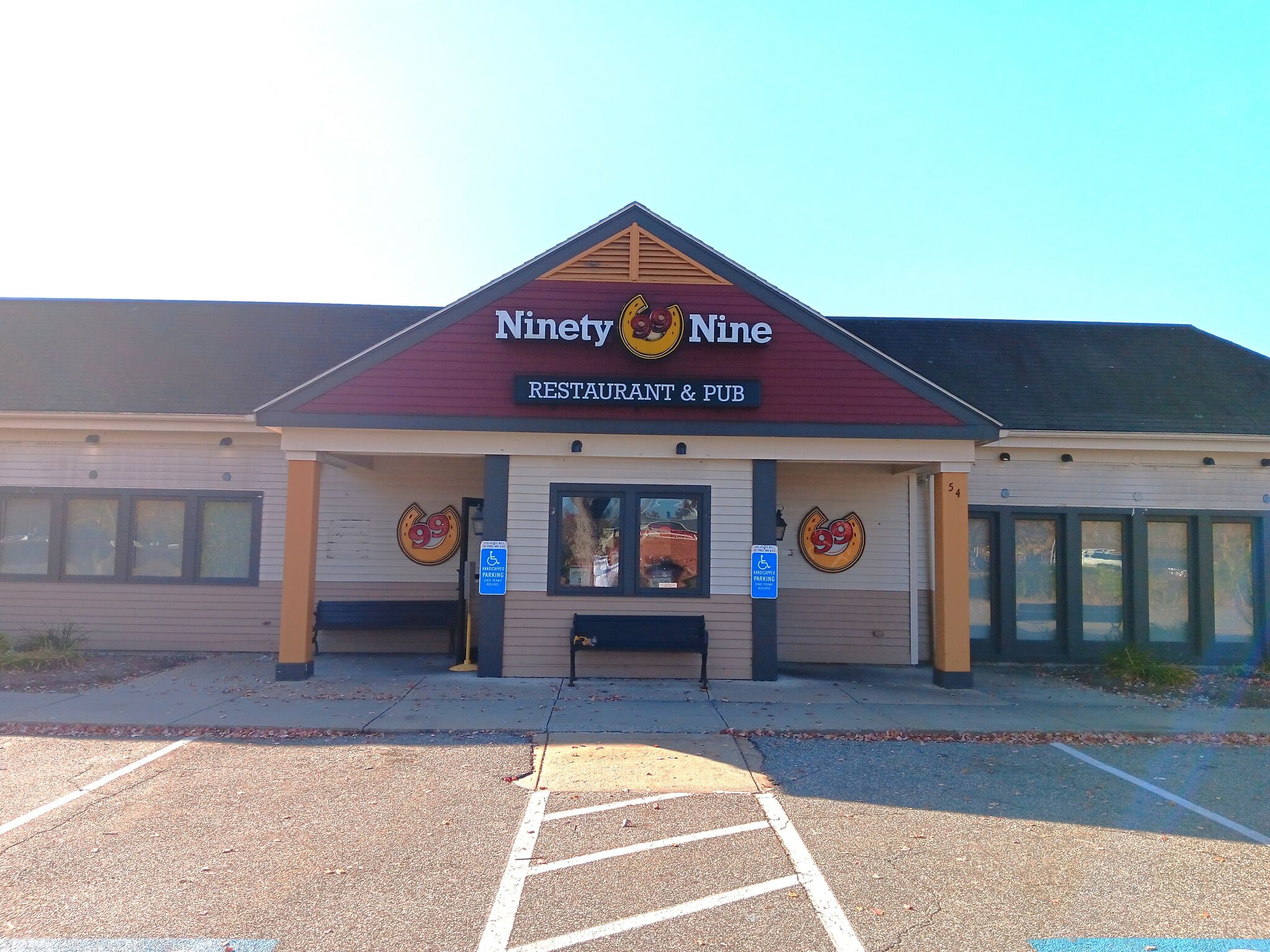 Ninety Nine Restaurant & Pub closes its Enfield location