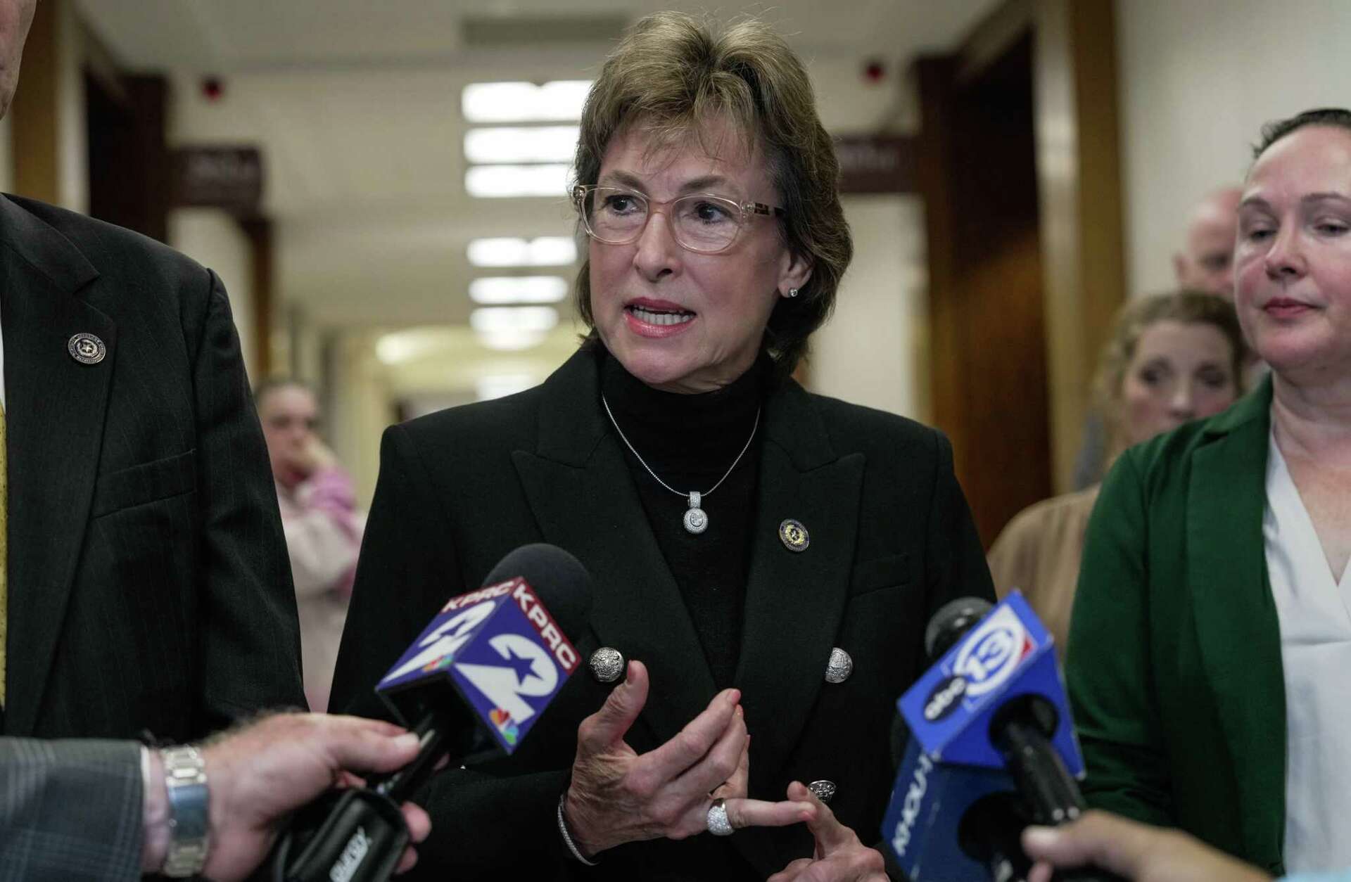 Houston man pleads guilty to stabbing his pregnant wife in 2019