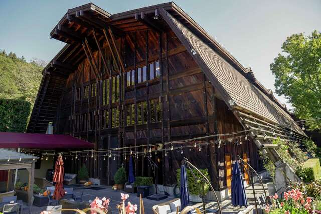 Rutherford Hill Winery unveils floating wine tasting decks