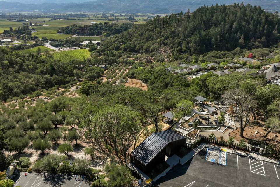 Rutherford Hill Winery unveils floating wine tasting decks