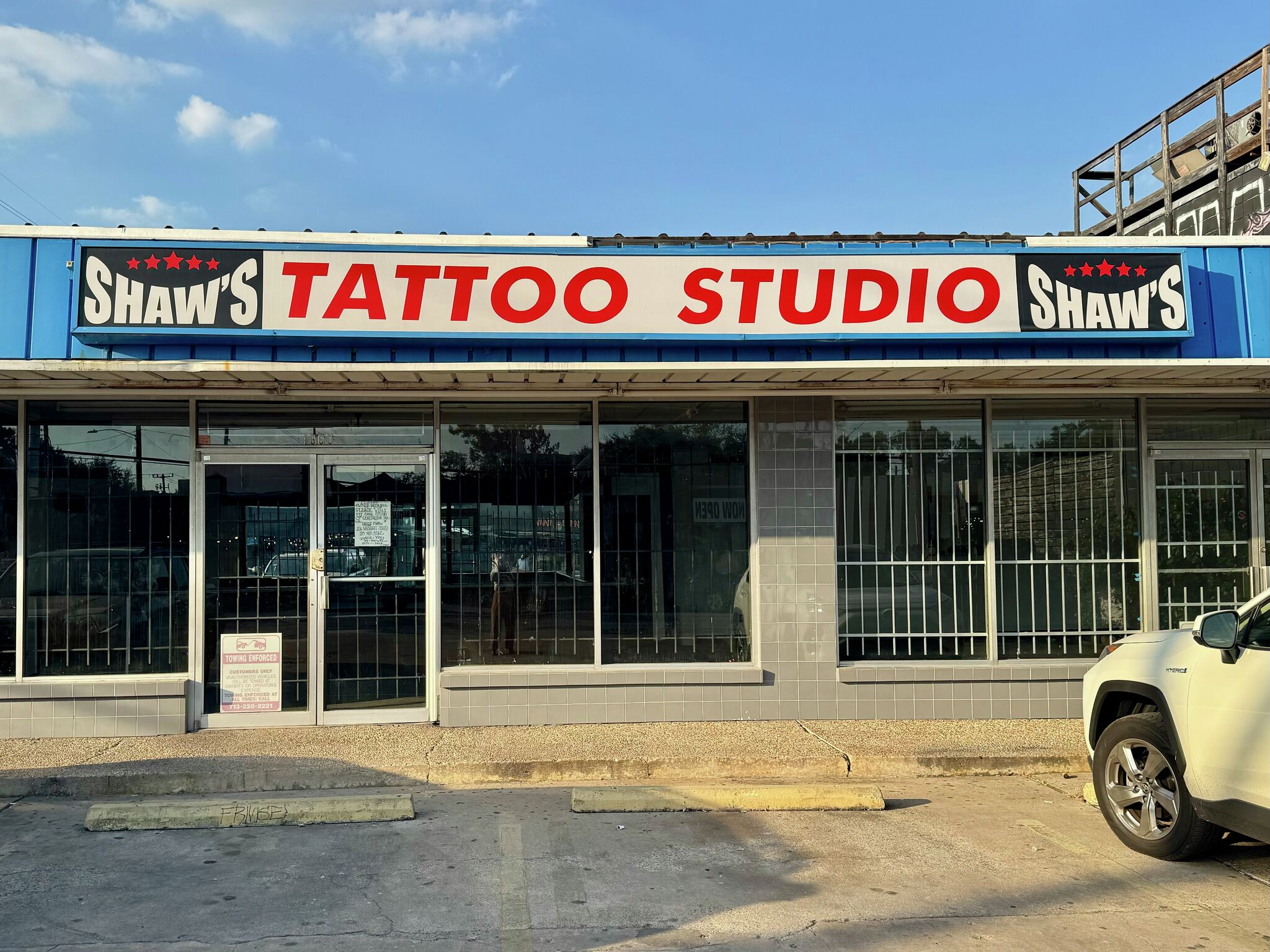 One of Houston's oldest tattoo shops closes after 45 years