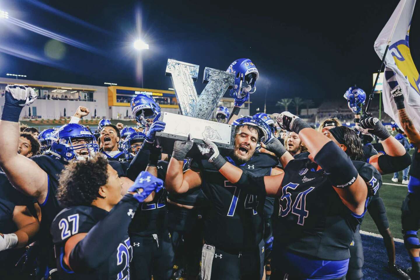 San Jose State football treks to play riival Fresno State on Saturday
