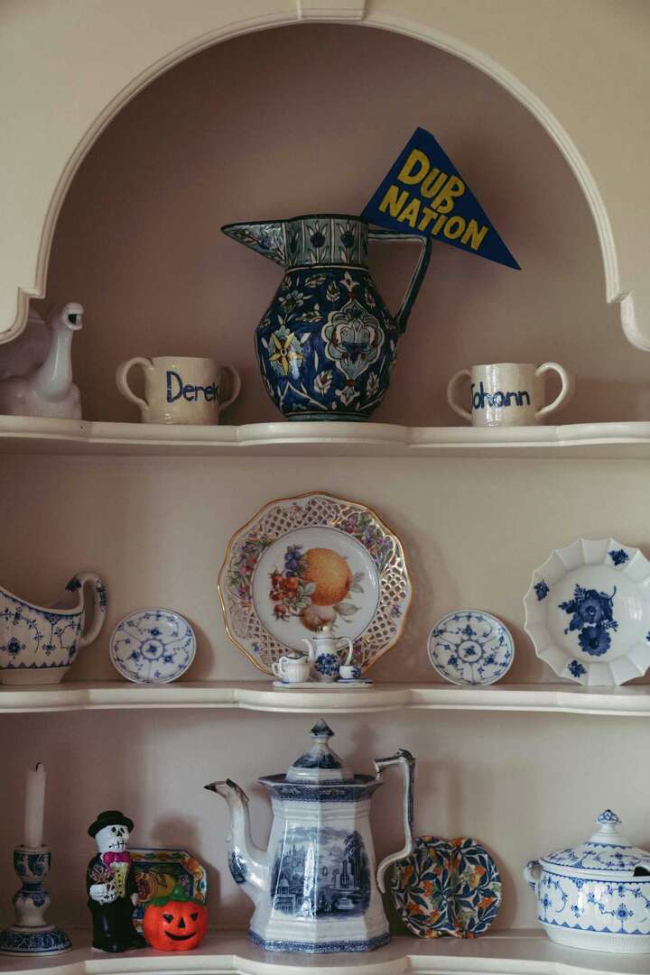 Warriors coach’s mom Ann Kerr, 90, still teaches Middle East at UCLA