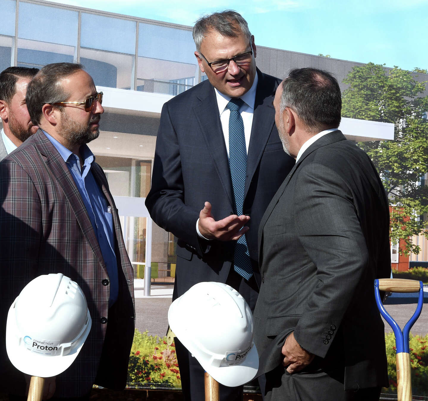 CT's first proton cancer treatment center hailed as groundbreaking