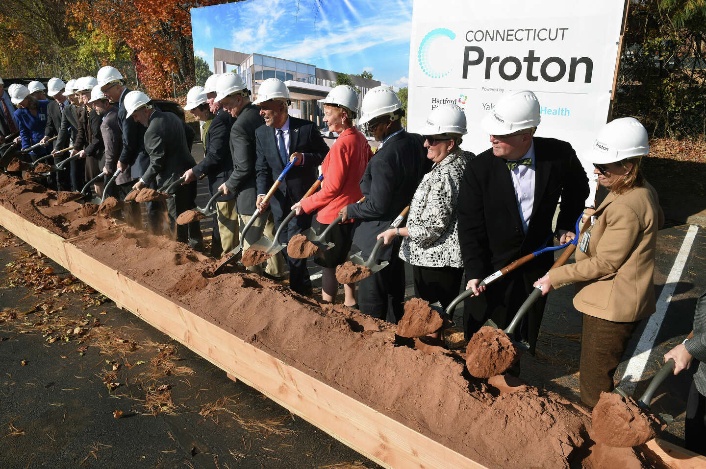 CT's first proton cancer treatment center hailed as groundbreaking