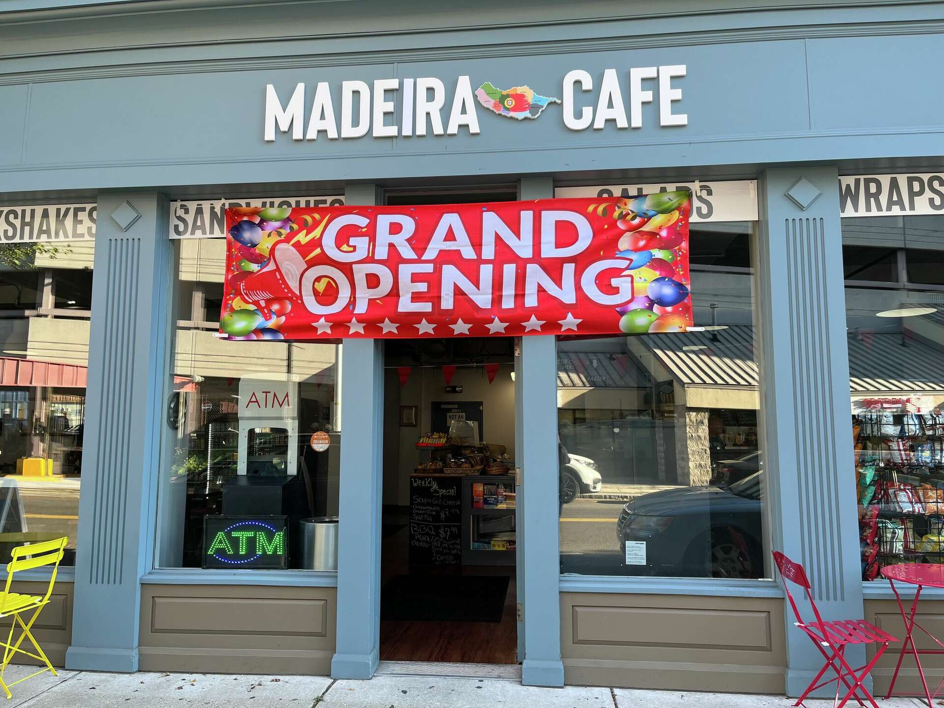 Bridgeport 'serial entrepreneur' opens Madeira Cafe in downtown