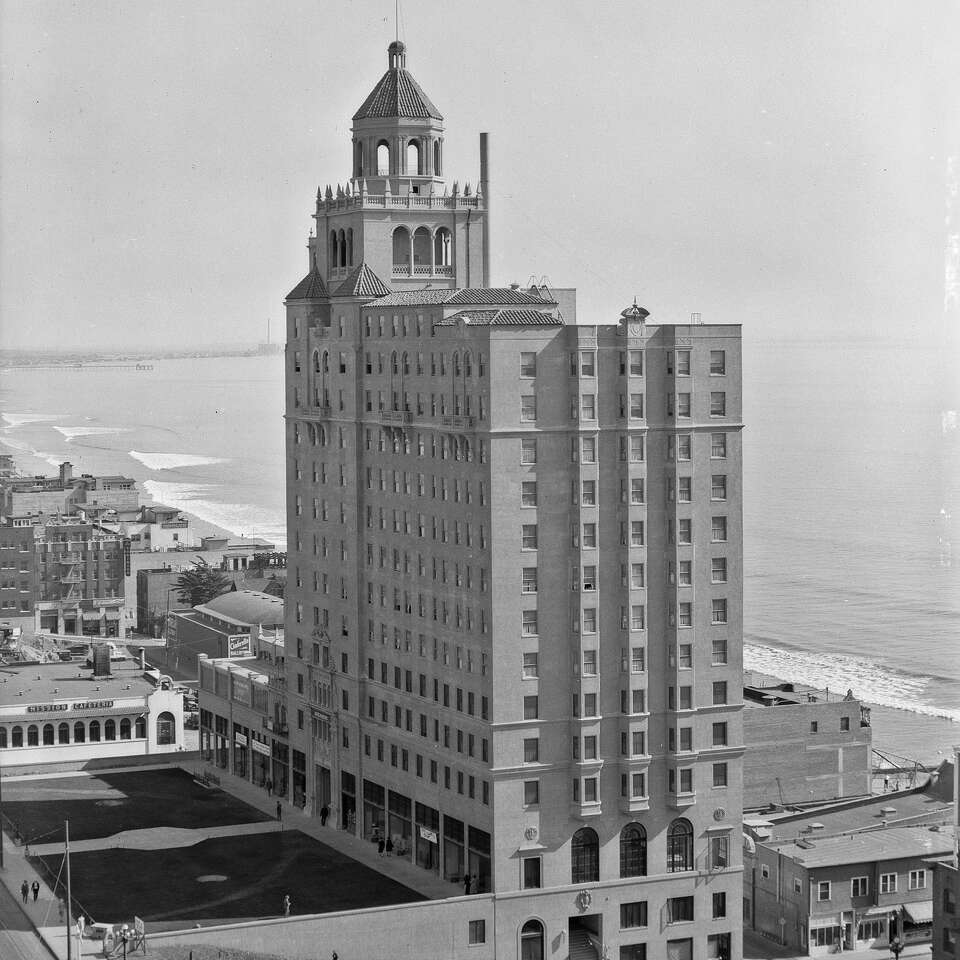 After years of darkness, a grand Calif. hotel is ready to glow again