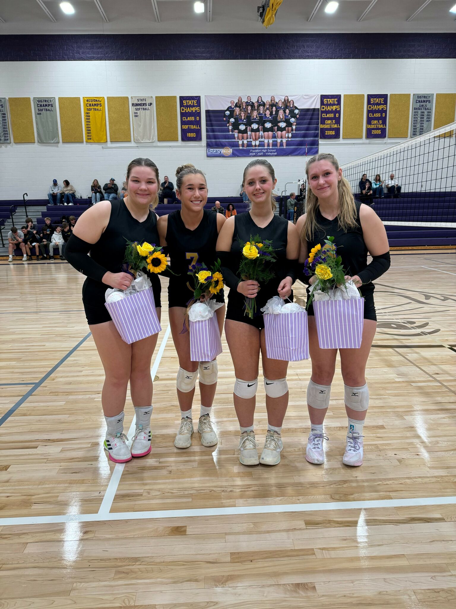 Frankfort volleyball honors seniors in final home match