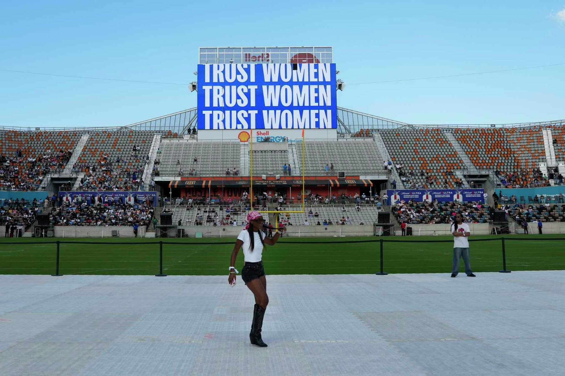 Harris Houston rally is first-come, first-served: What to know