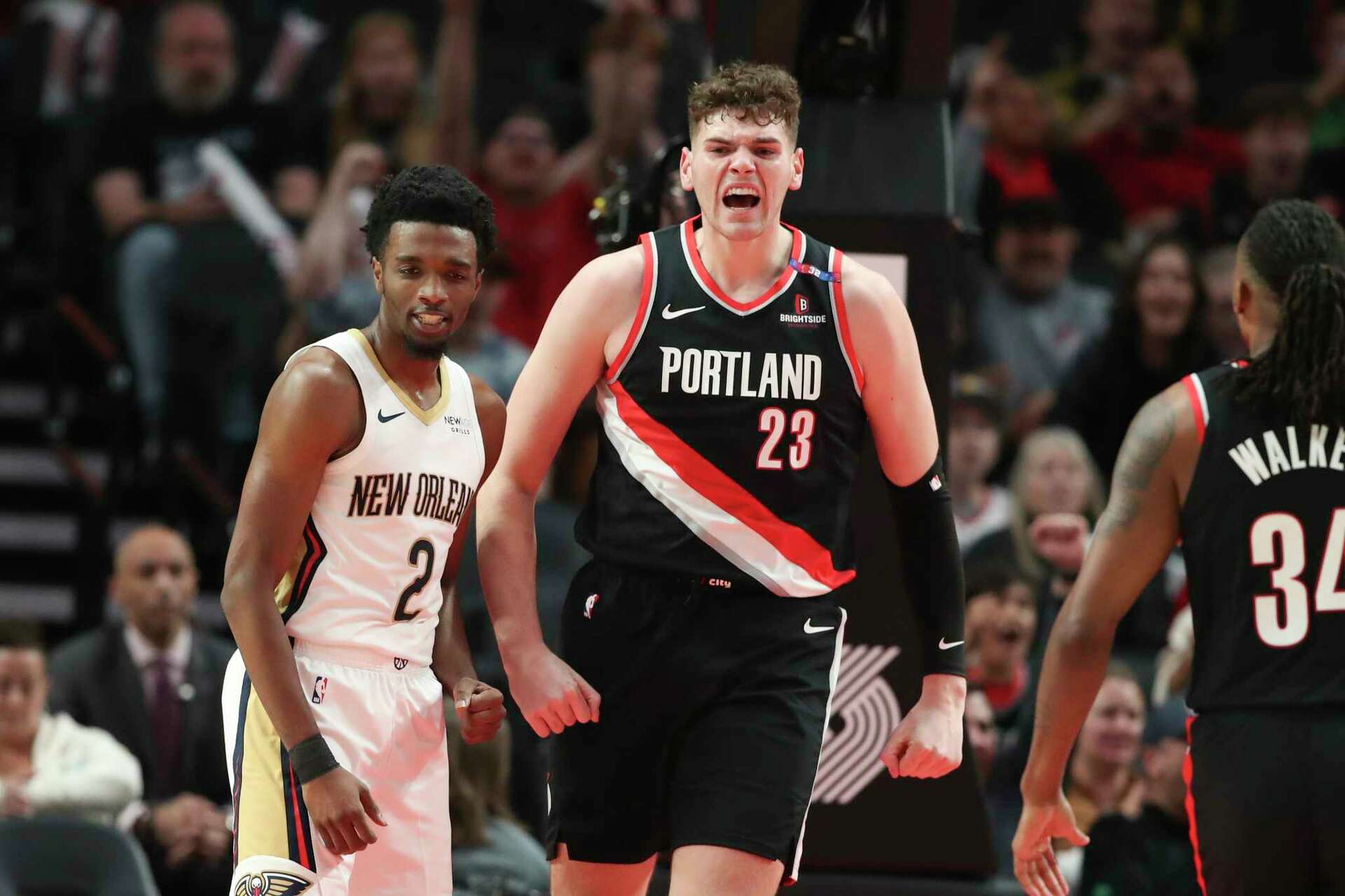 How UConn stars Hawkins and Clingan did in NBA game Sunday night