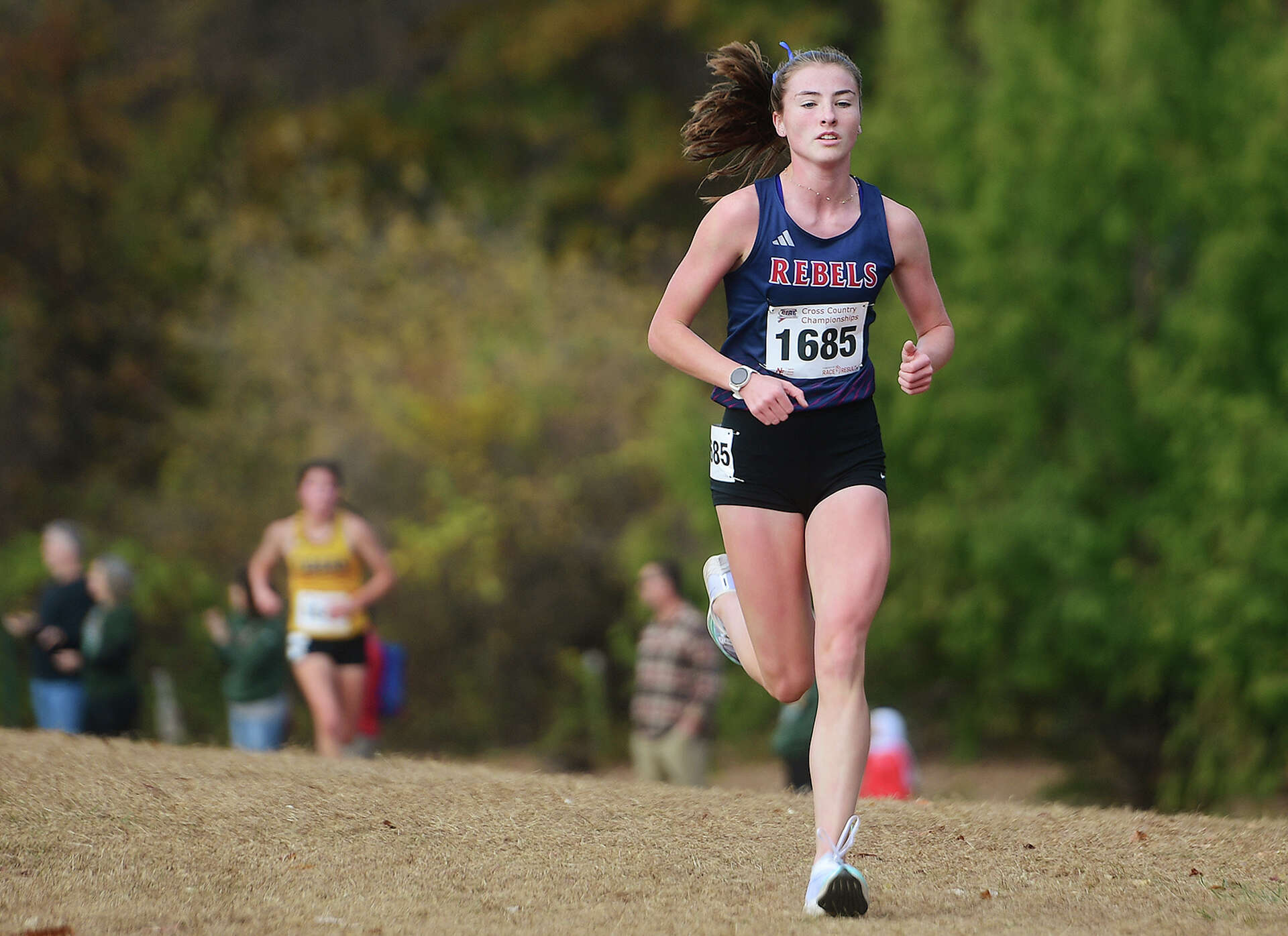2024 CT high school girls cross country championships roundup.