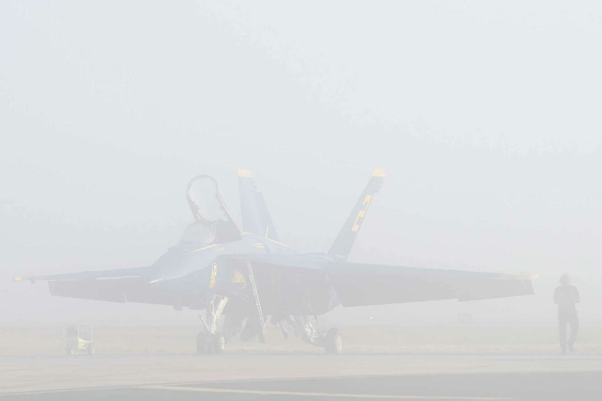 Wings Over Houston: Blue Angels, historic warplanes shine on first day