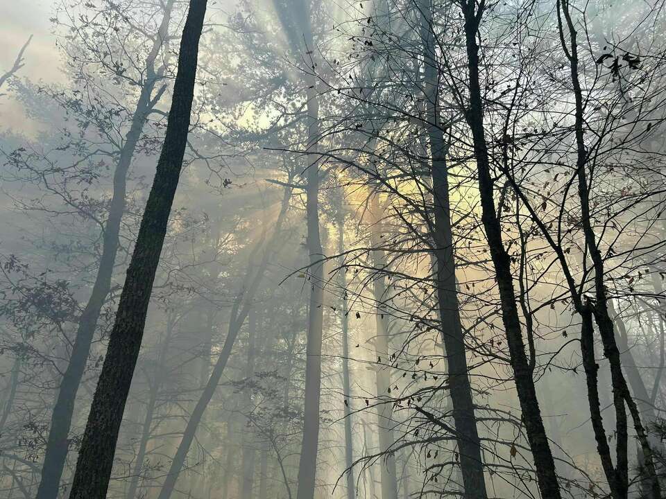 Crews in Voluntown battle 6-acre brush fire, officials say Crews in Voluntown battle 6-acre brush fire, officials say