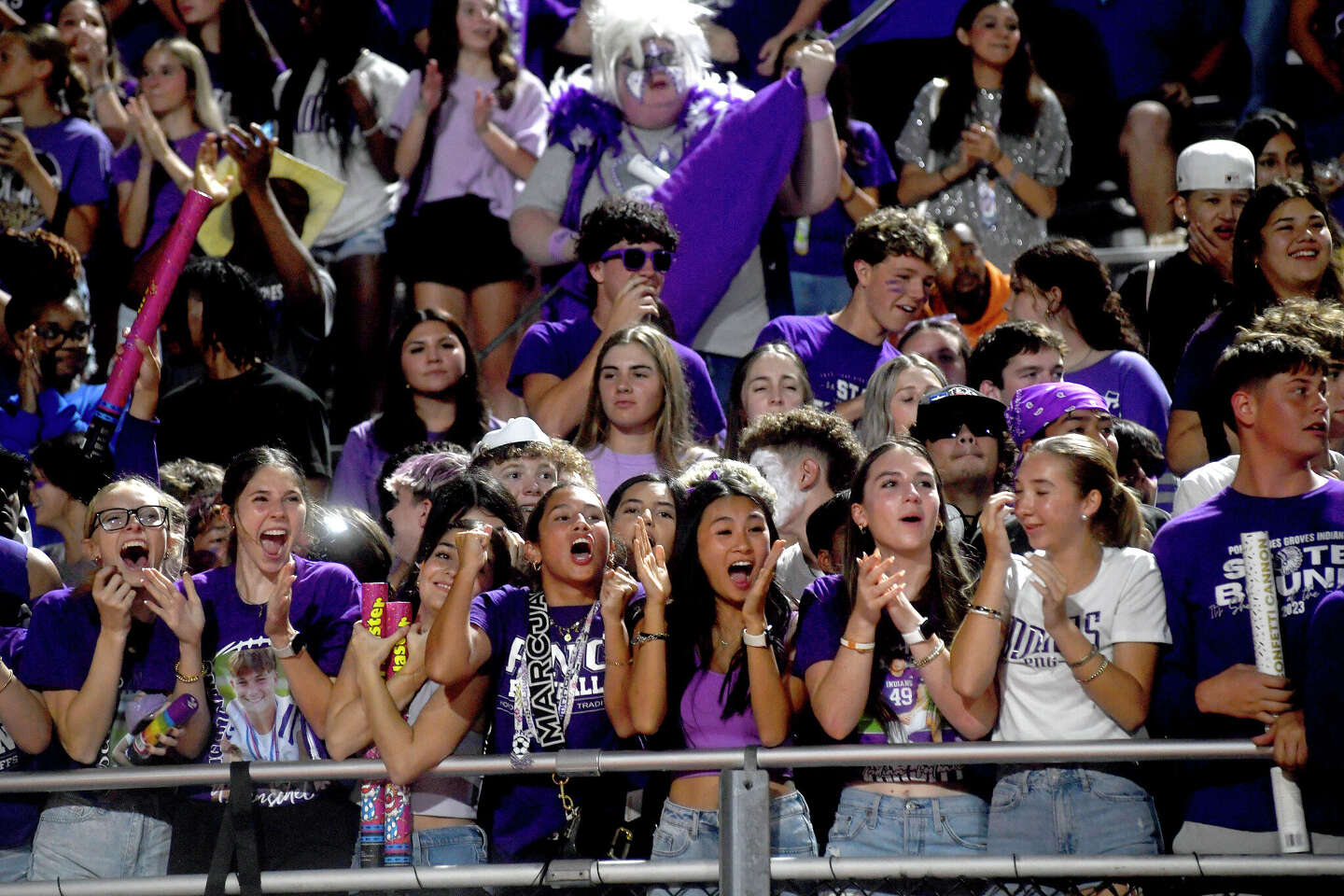 Photos: Nederland beats Port Neches-Groves in Mid-County Madness