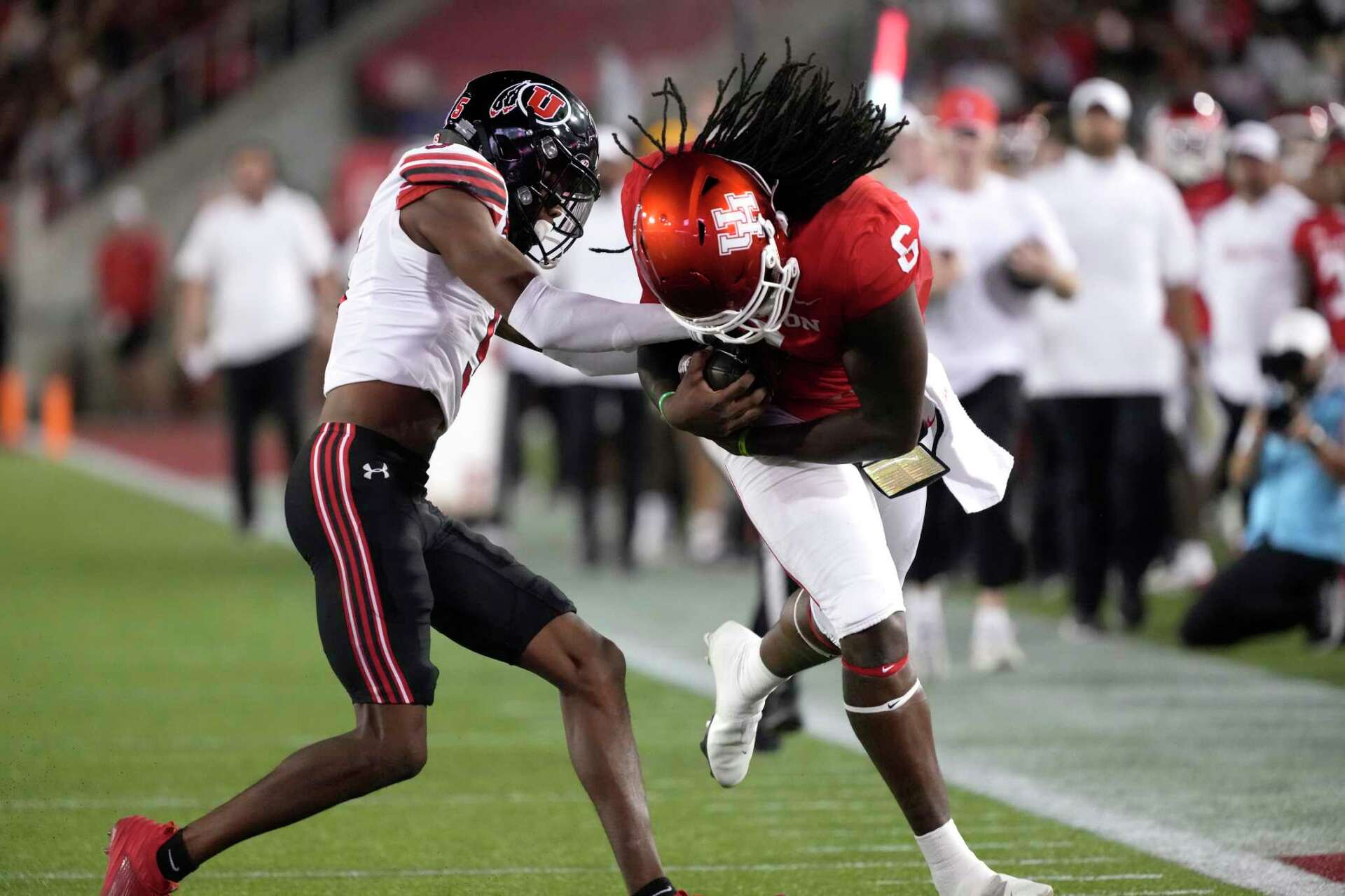 Kicker Jack Martin sends Houston Cougars over Utah Utes