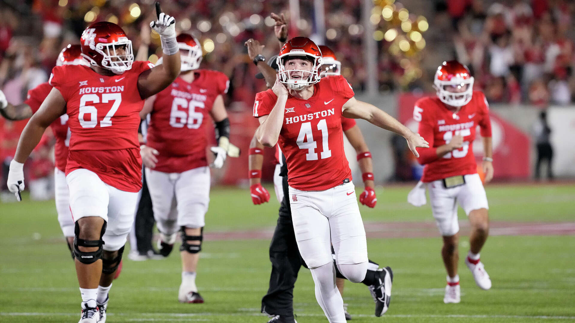 Kicker Jack Martin sends Houston Cougars over Utah Utes