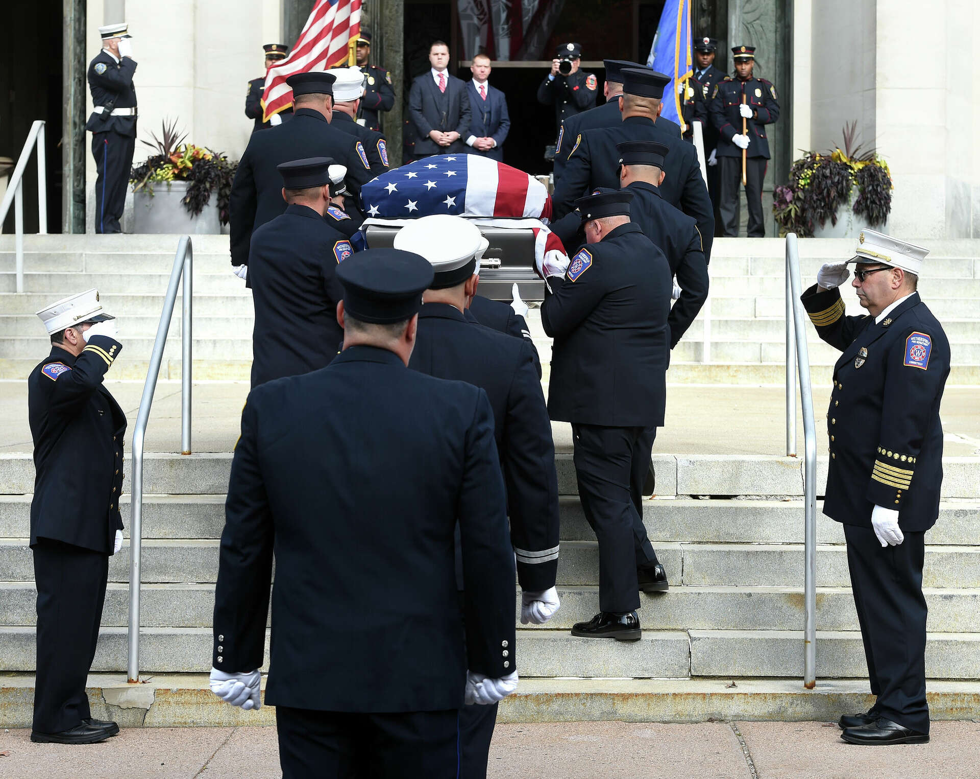 Wethersfield firefighter who died in brush fire had 'heart of gold'