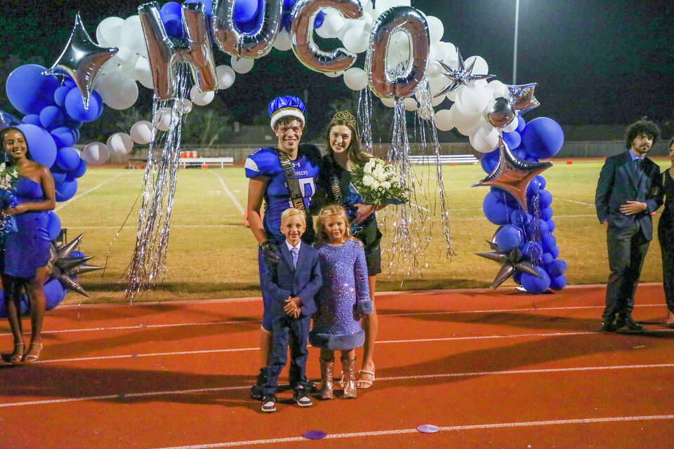Midland Moments: Trinity School of Midland's Homecoming Coronation