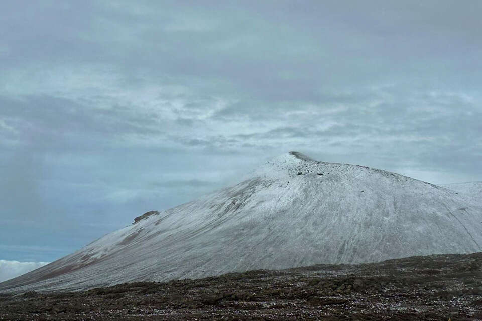 'Winter is here': Snow falls on Hawaii's tallest peaks