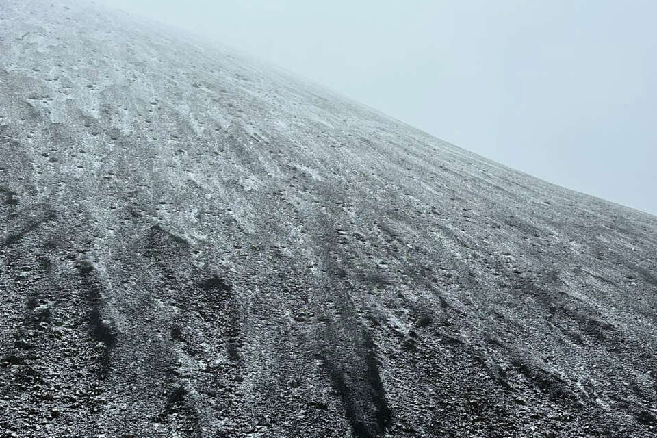 'Winter is here': Snow falls on Hawaii's tallest peaks