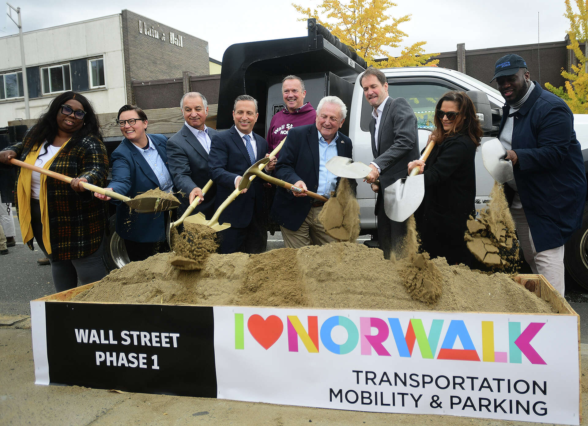 Norwalk celebrates Wall Street downtown rebirth with groundbreaking